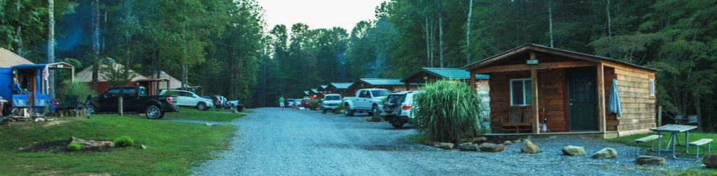 Cabins & Yurts - Mountain Lake